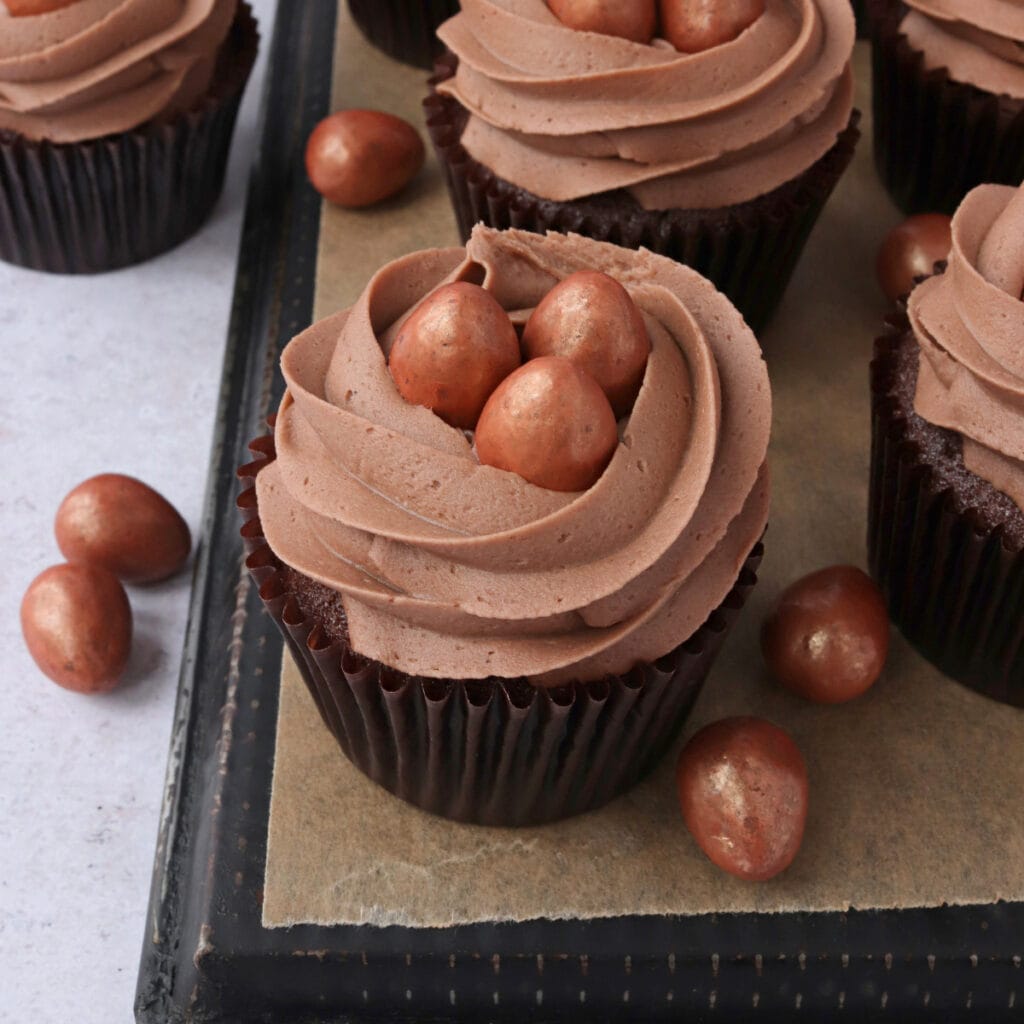 Galaxy Caramel Cheesecake (No Bake) - The Baking Explorer