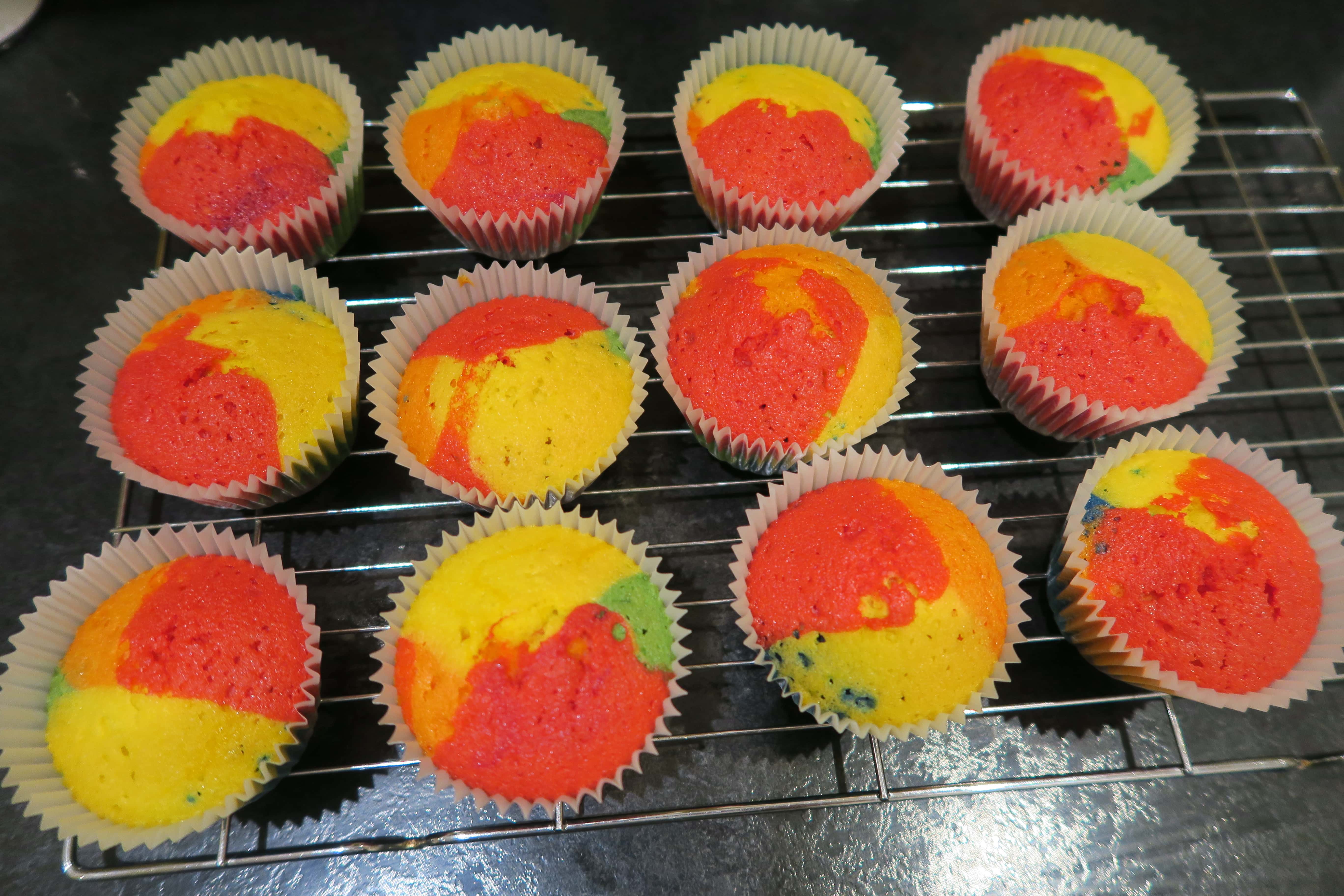 Rainbow Cupcakes - The Baking Explorer