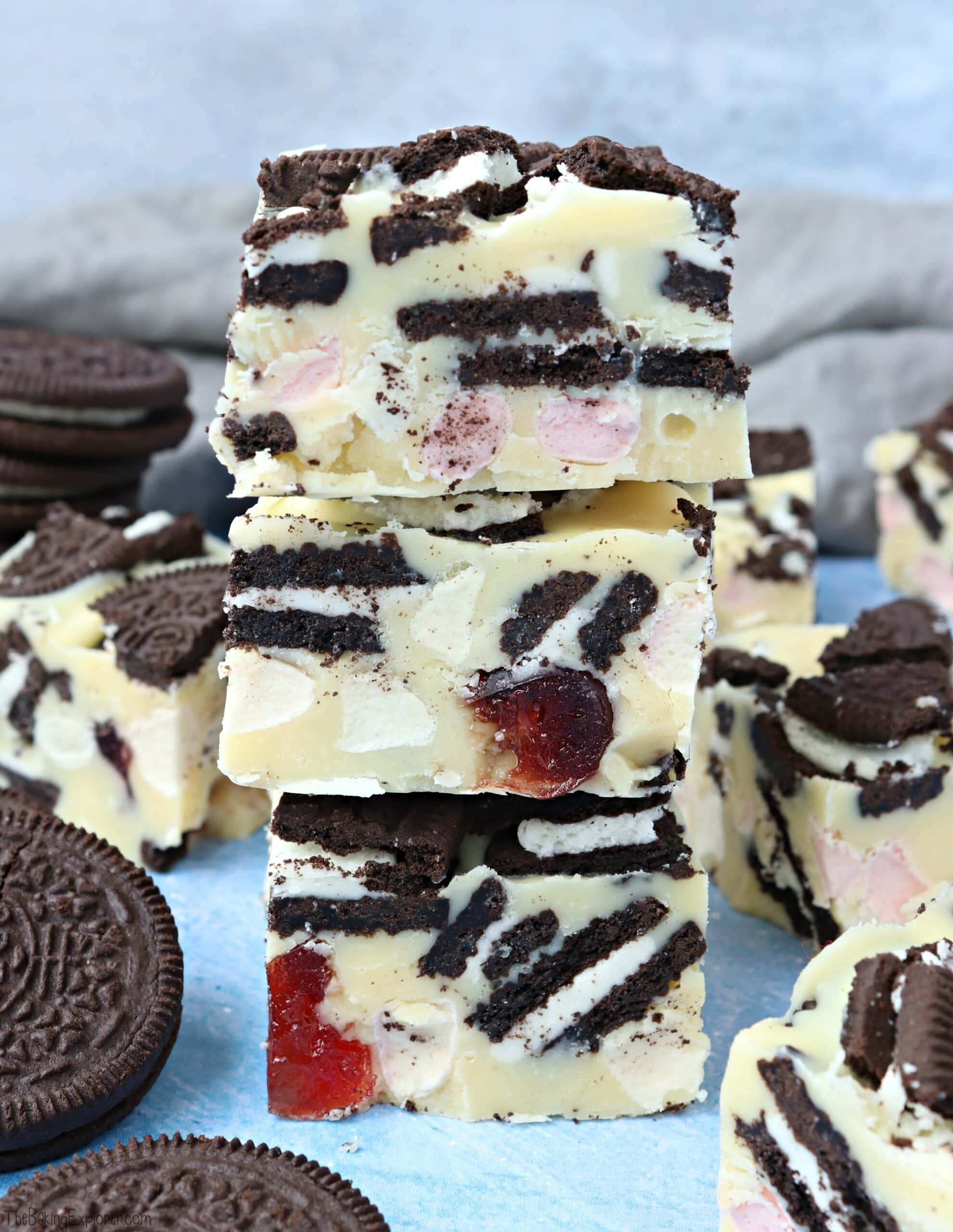 Oreo Rocky Road - The Baking Explorer