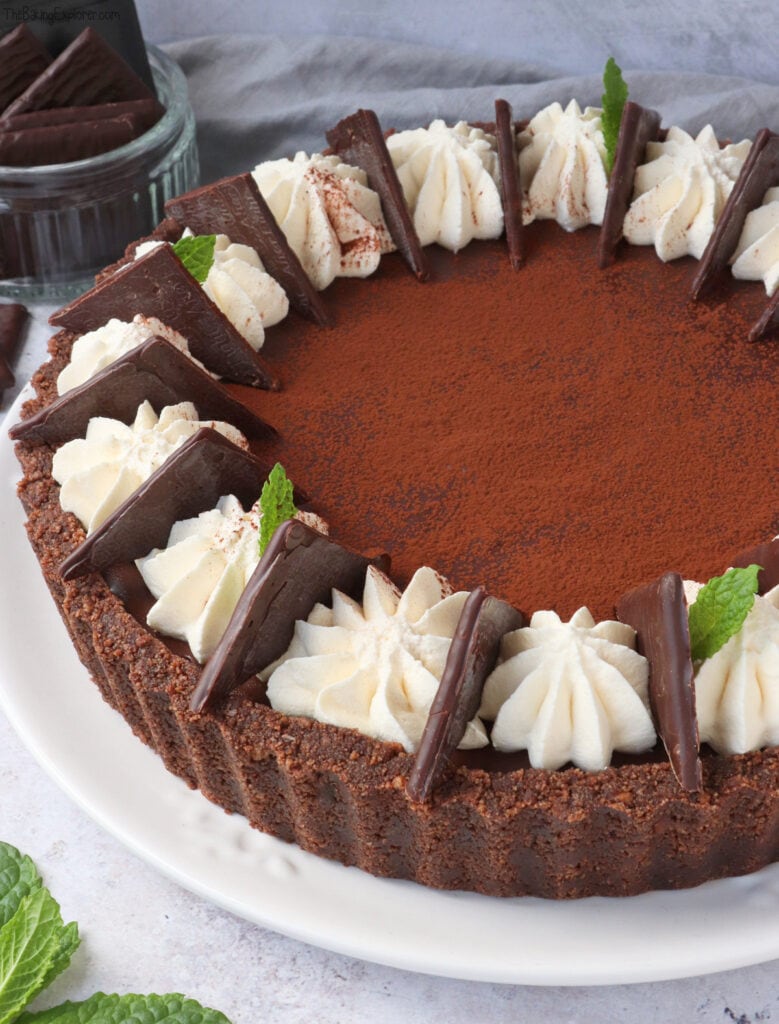 After Eight Mint Chocolate Tart - The Baking Explorer