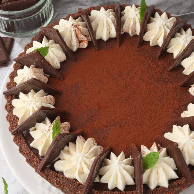 After Eight Mint Chocolate Tart - The Baking Explorer