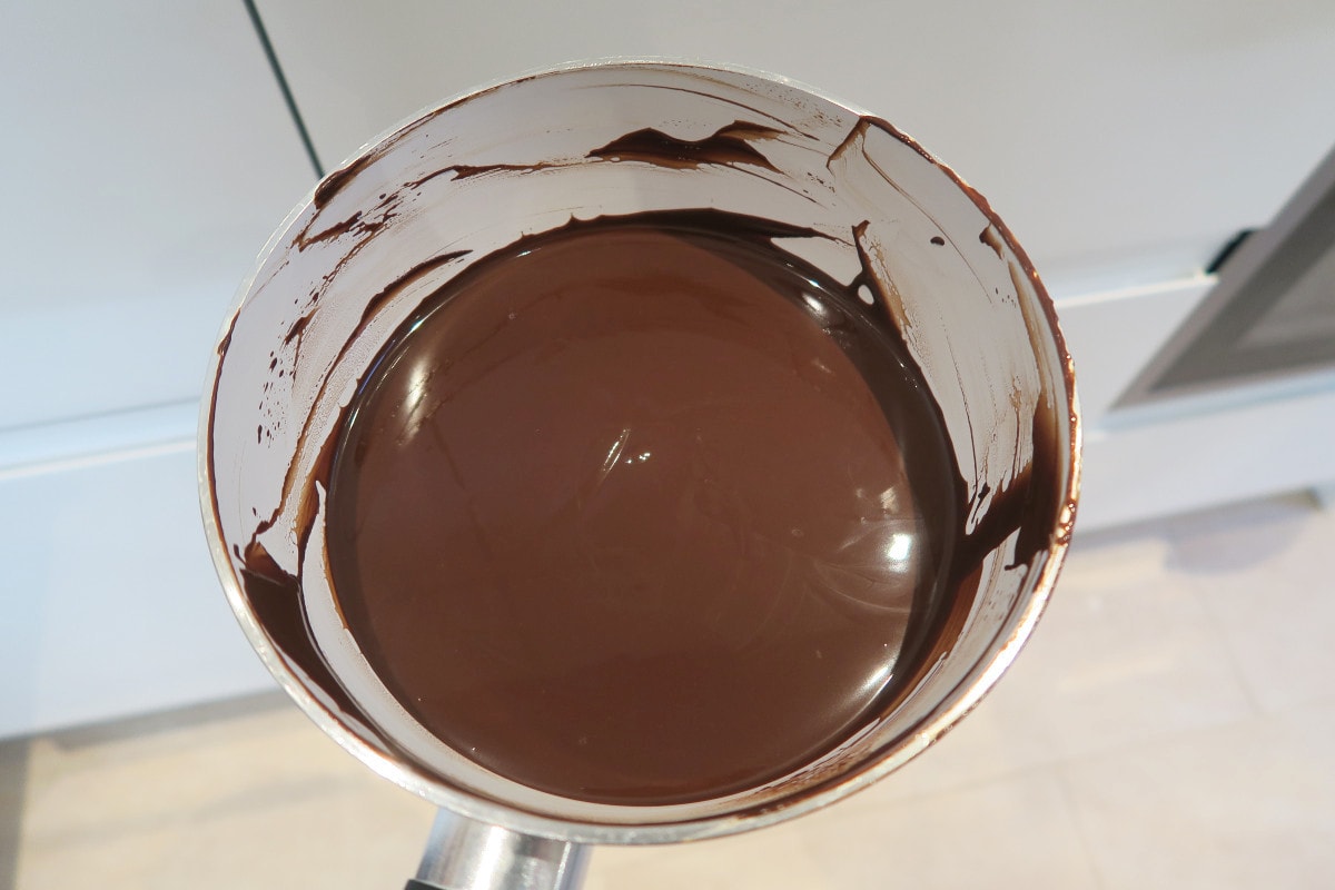 Gingerbread Rocky Road - The Baking Explorer
