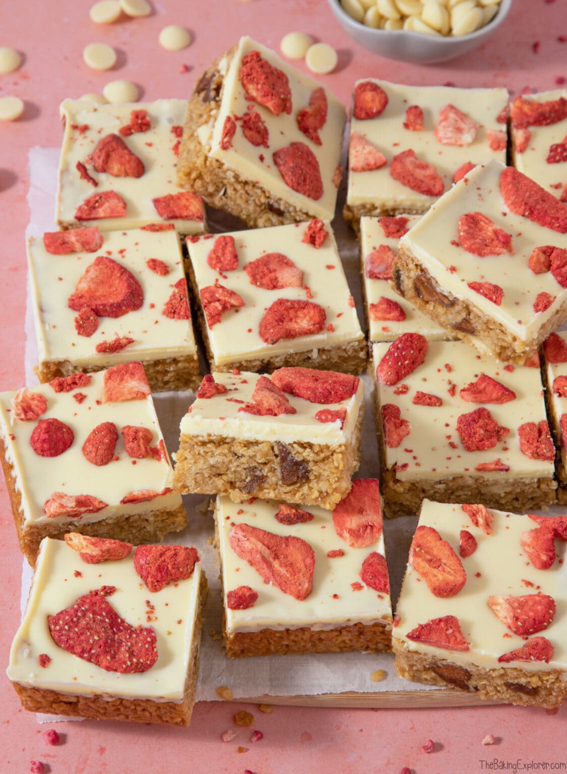 White Chocolate & Strawberry Flapjacks - The Baking Explorer