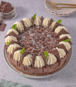 After Eight Cheesecake (No Bake) - The Baking Explorer