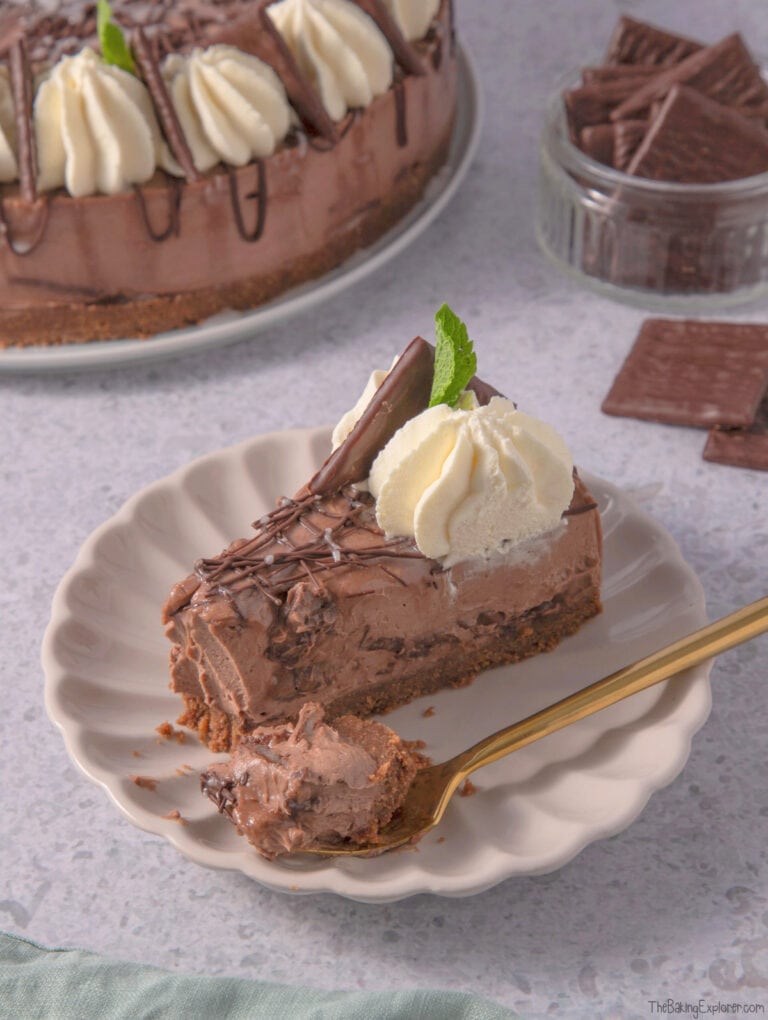 After Eight Cheesecake (No Bake) - The Baking Explorer