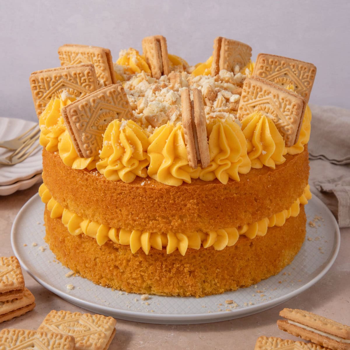 Custard Cream Cake - The Baking Explorer